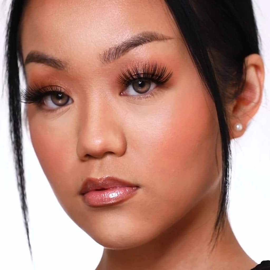 MELLOW PINK SIGNATURE OMBRE BLUSH – MOIRA | Luces Beautiful